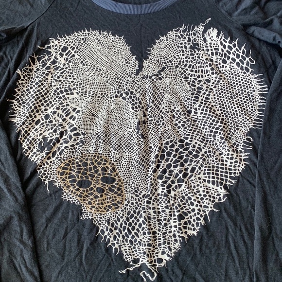 Lauren Moshi | Tops | Lauren Moshi Heart And Skull | Poshmark